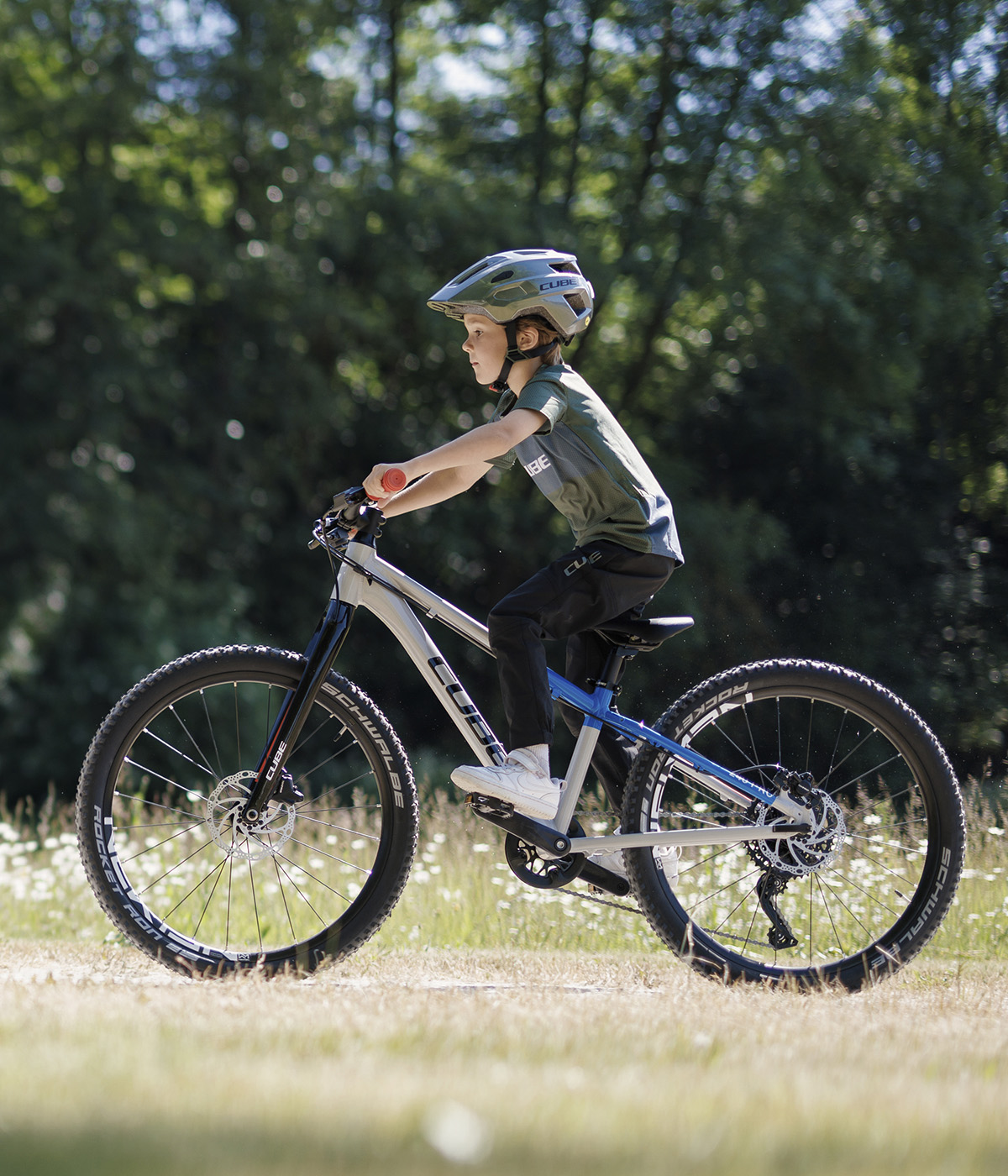 FOLD HYBRID - COMPACT & FOLDING - TREKKING - E-BIKES | CUBE Bikes