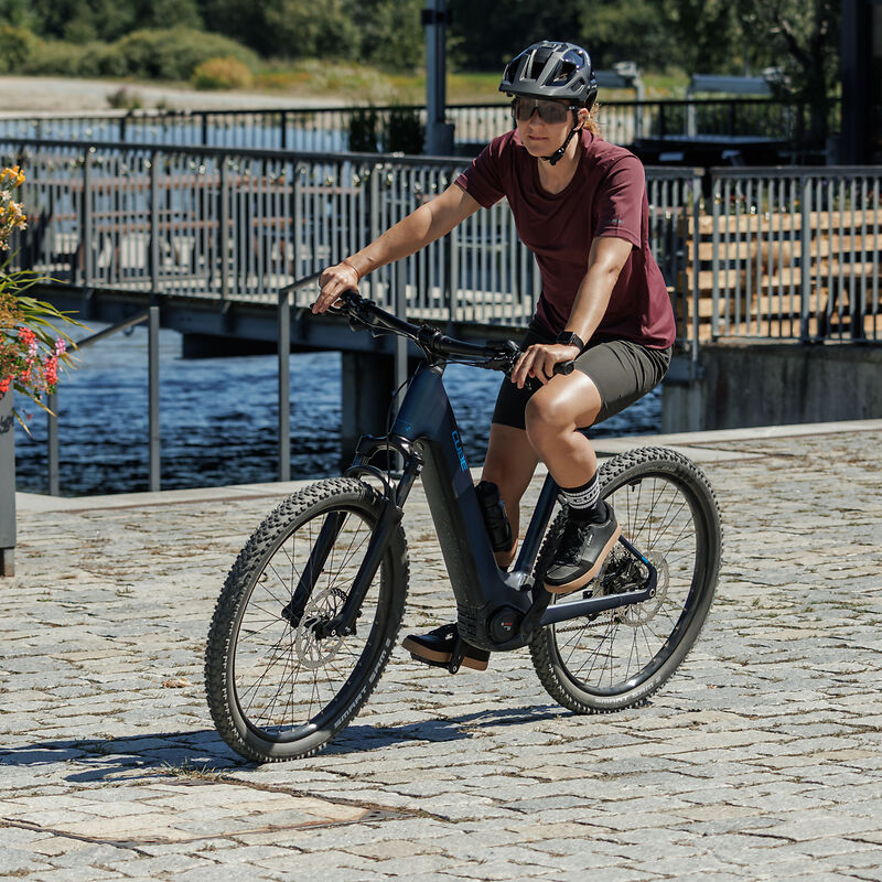 REACTION HYBRID - HARDTAIL - MOUNTAINBIKE - E-BIKES | CUBE Bikes