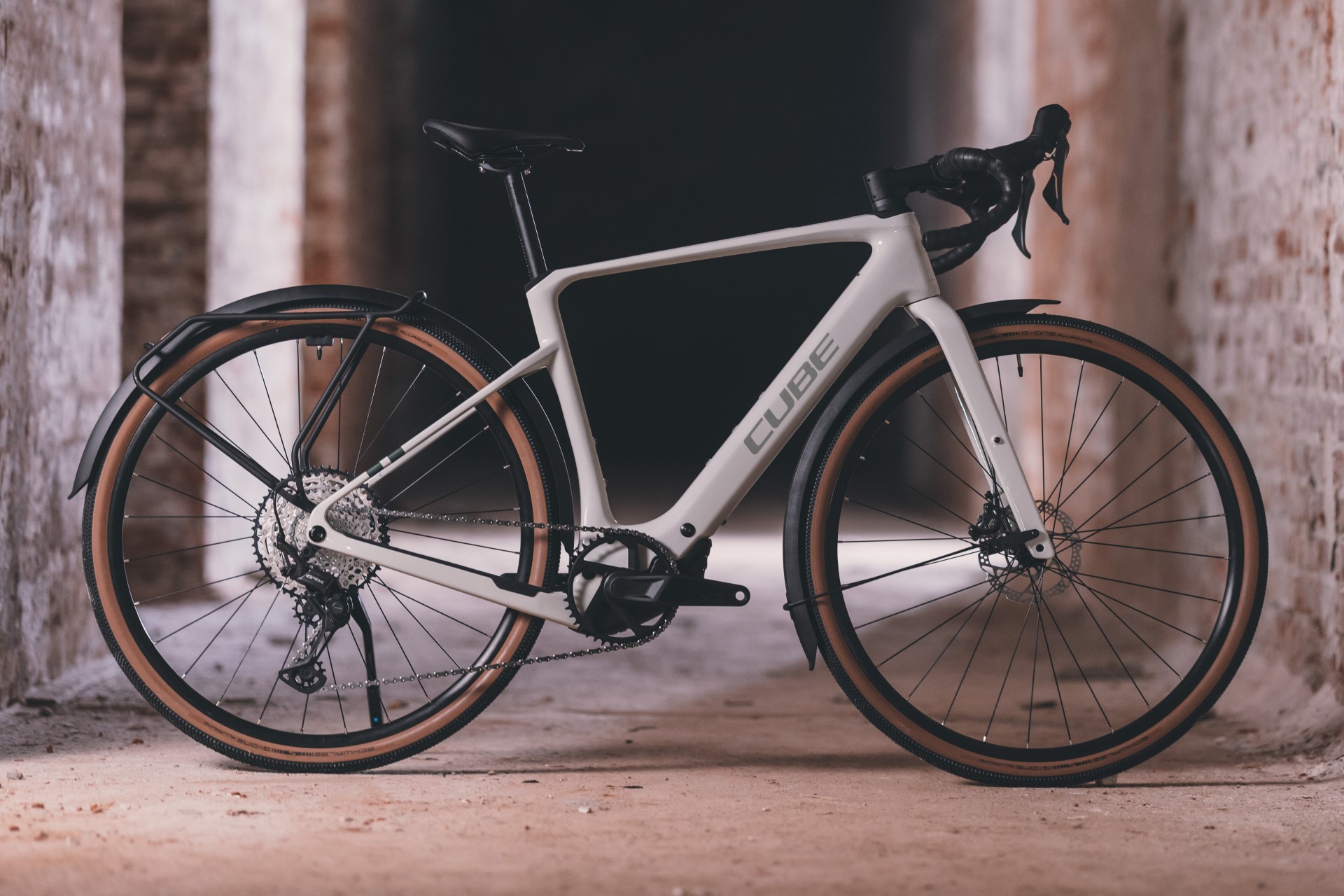 NUROAD HYBRID - GRAVEL - E-BIKES | CUBE Bikes